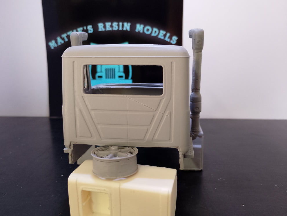 1/24 Mack Titan day cab kit RHD – Mattie's Resin Models