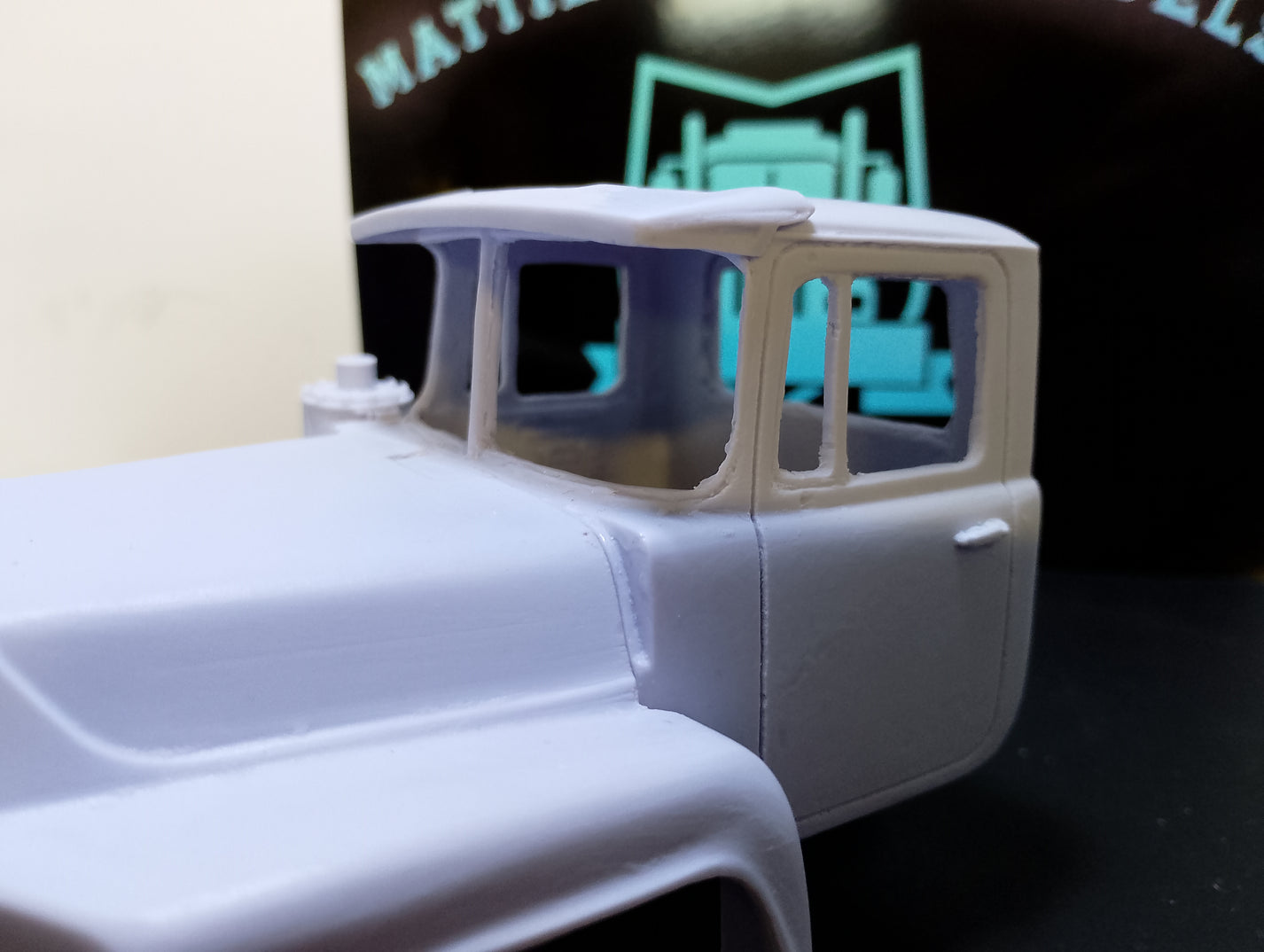 1/25 Mack valueliner 6 Cylinder version kit – Mattie's Resin Models