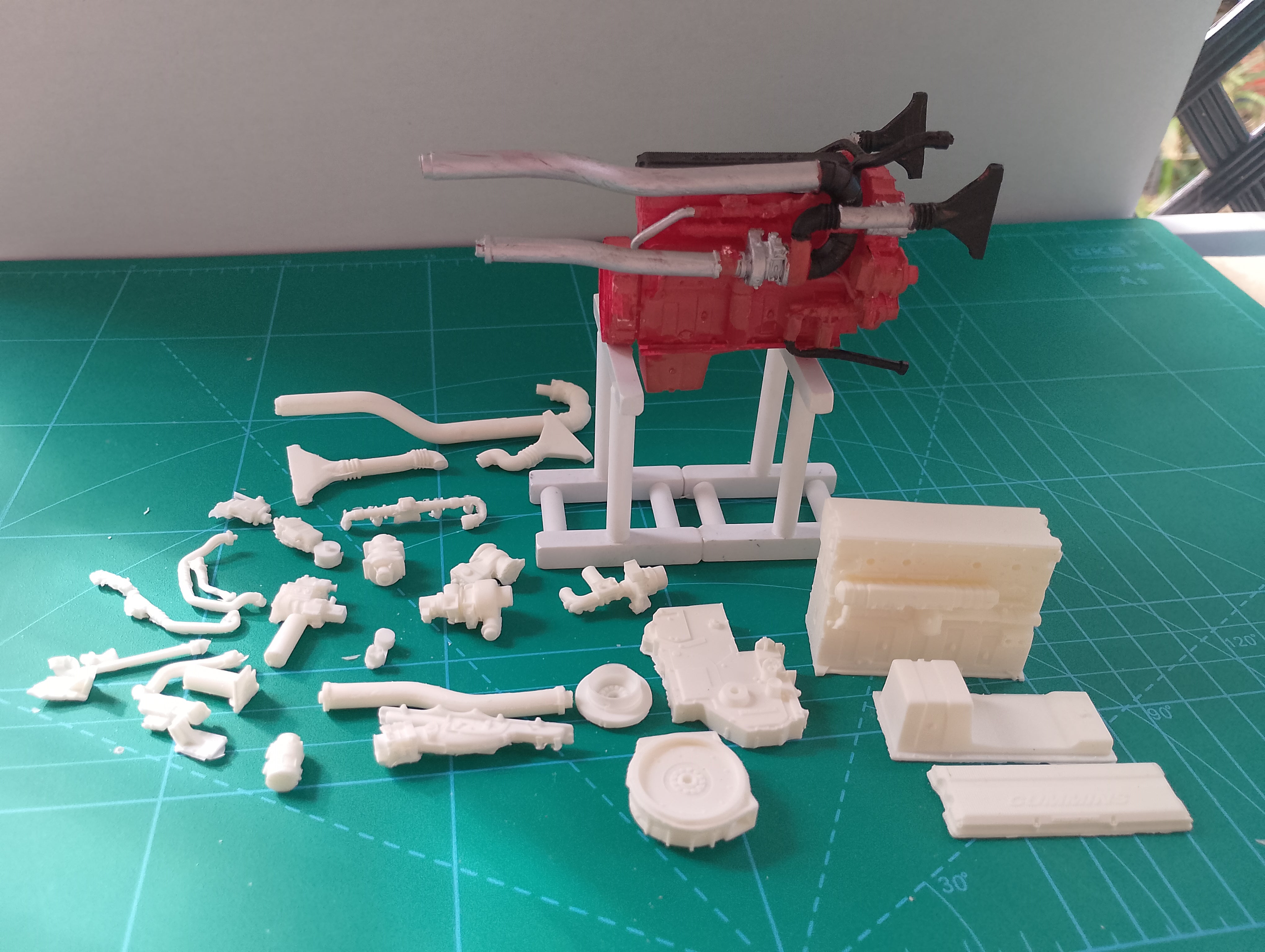 1/25-1/24 Cummins X15 engine kit – Mattie's Resin Models