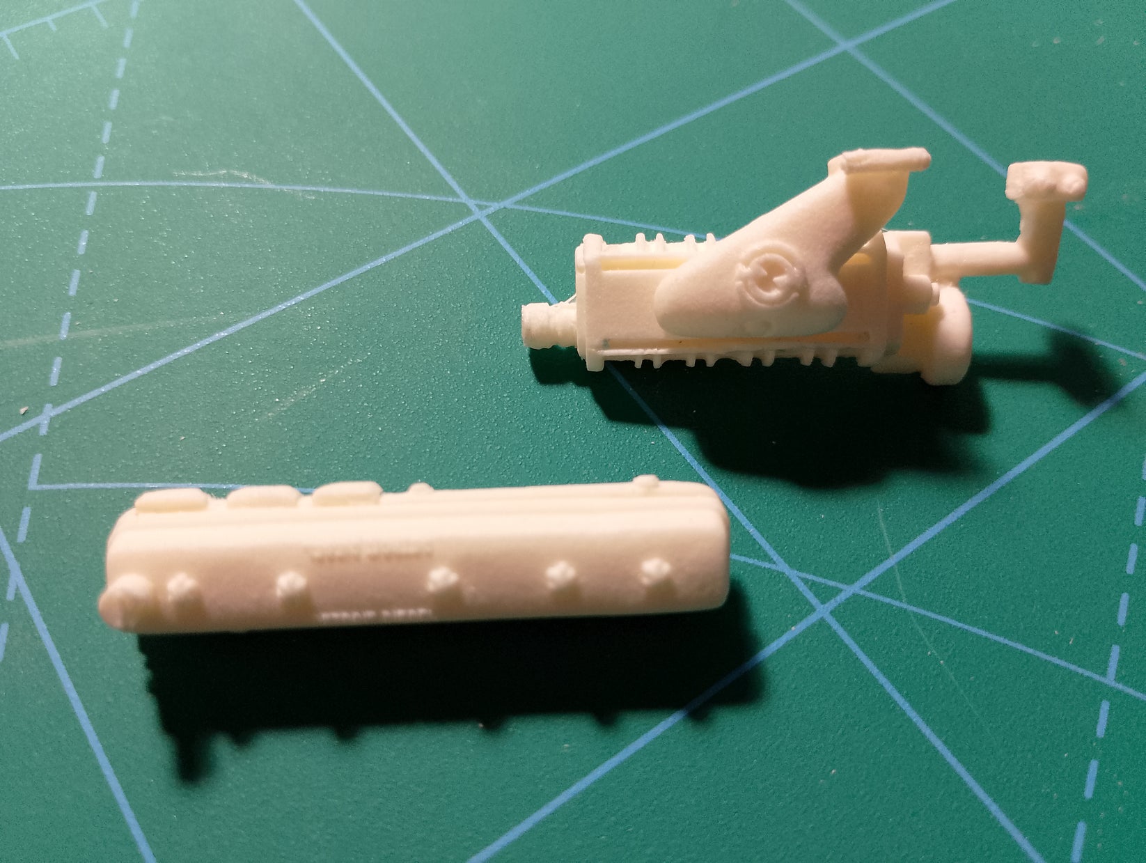 1/24 Detroit Diesel 671T engine kit – Mattie's Resin Models